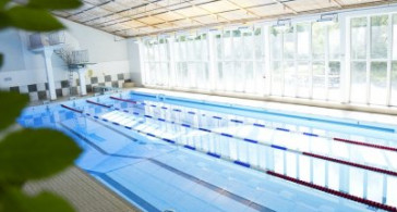 Badhus och simhallar i Stockholm för barn och familj – Barn i stan