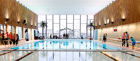 Sundbybergs simhall Sundbybergs simhall – Barn i stan
