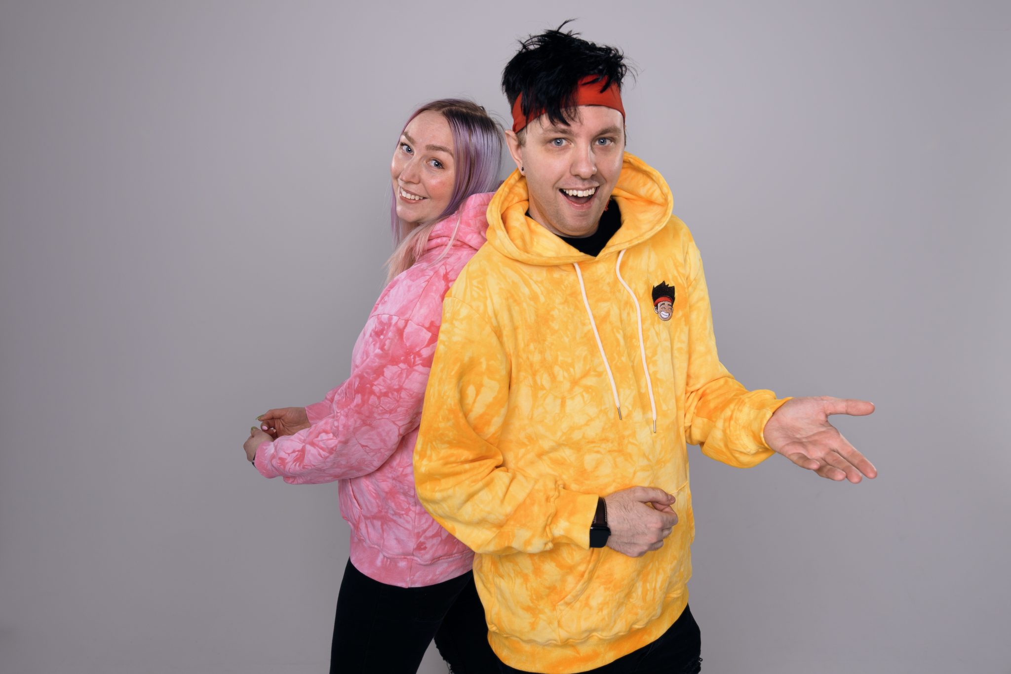 Yumi & Tomu ser världen som en färgglad lekplats – Barn i stan